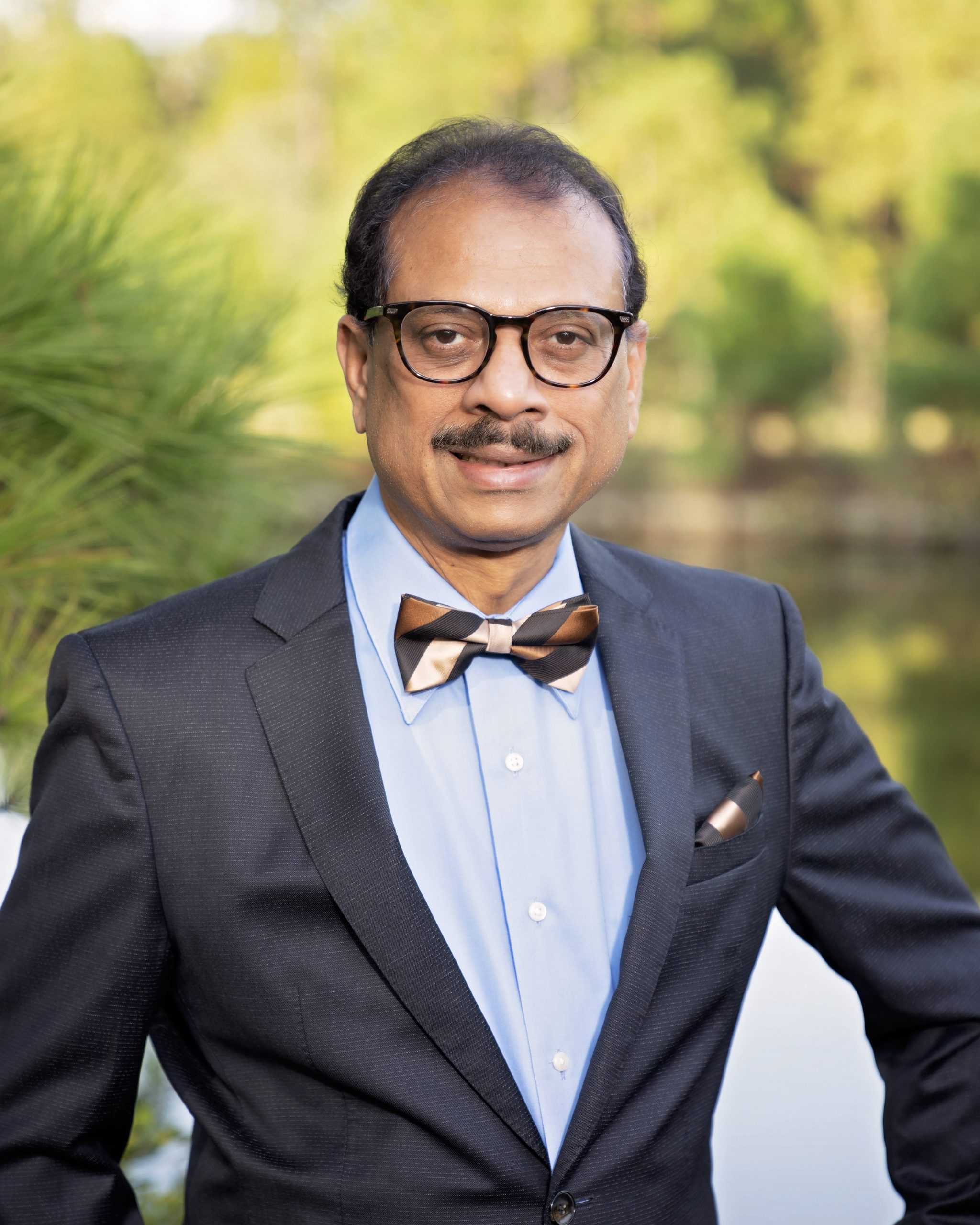 Dr. Vivek Murthy returns as Surgeon General in Biden administration ...