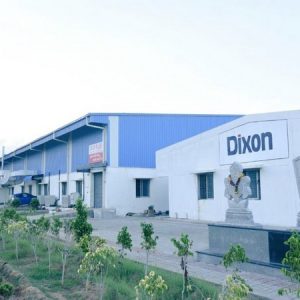 Electronics maker Dixon ties up with Motorola to make smartphones in ...