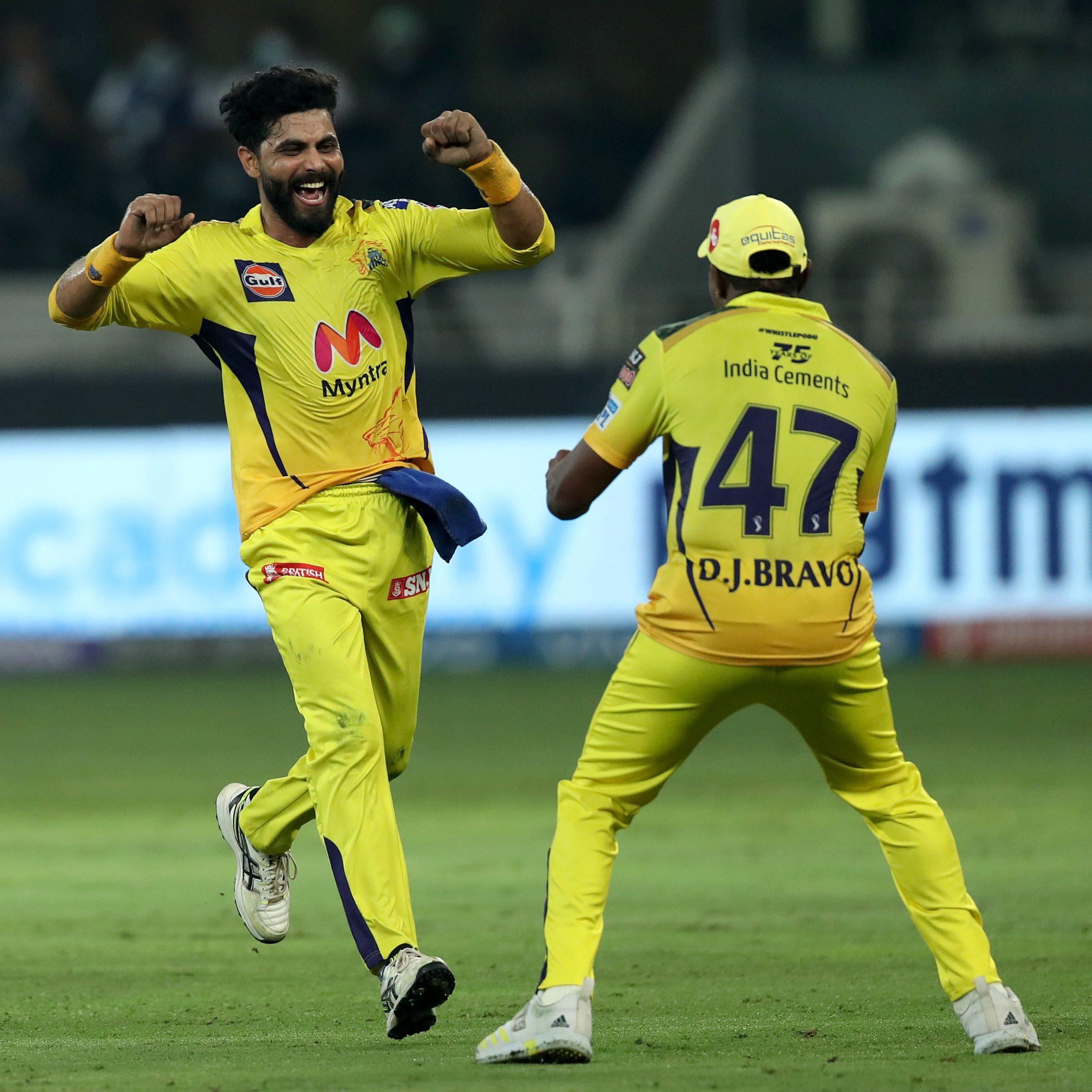 IPL 2021: Chennai team lifts the trophy fourth timeas Dhoni dons the ...