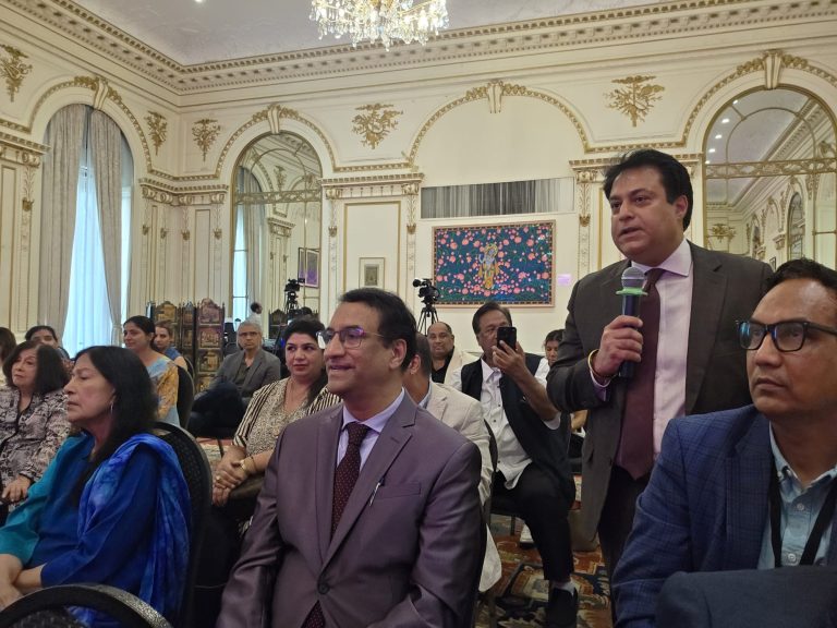 Navneet Sehgal, Chairman Prasar Bharati presents WAVES App of Influence ...