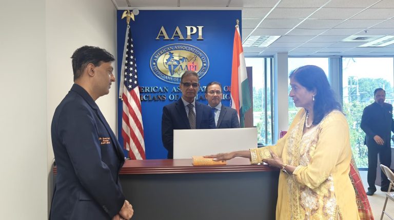 Dr. Amit Chakrabarty & Dr. Hetal Gor Assume Charge as President & BOT Chair of AAPI – The Indian EYE